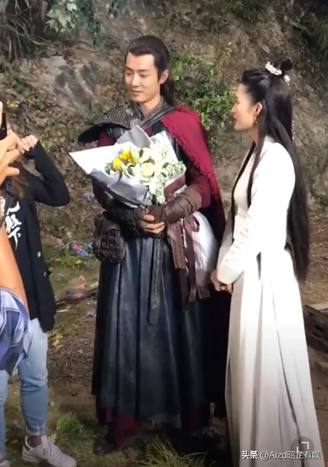 Wang Yibo, Li Qin's partner in the new drama, had a 15-year acting ...