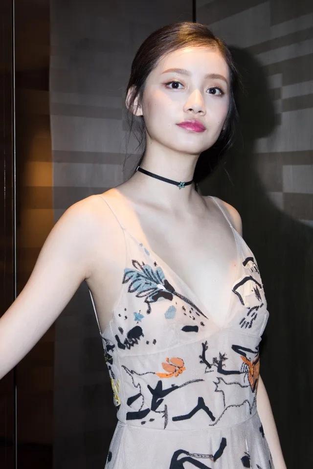 Mingyang Entertainment—Beauty Star—Sun Yihan - iNEWS