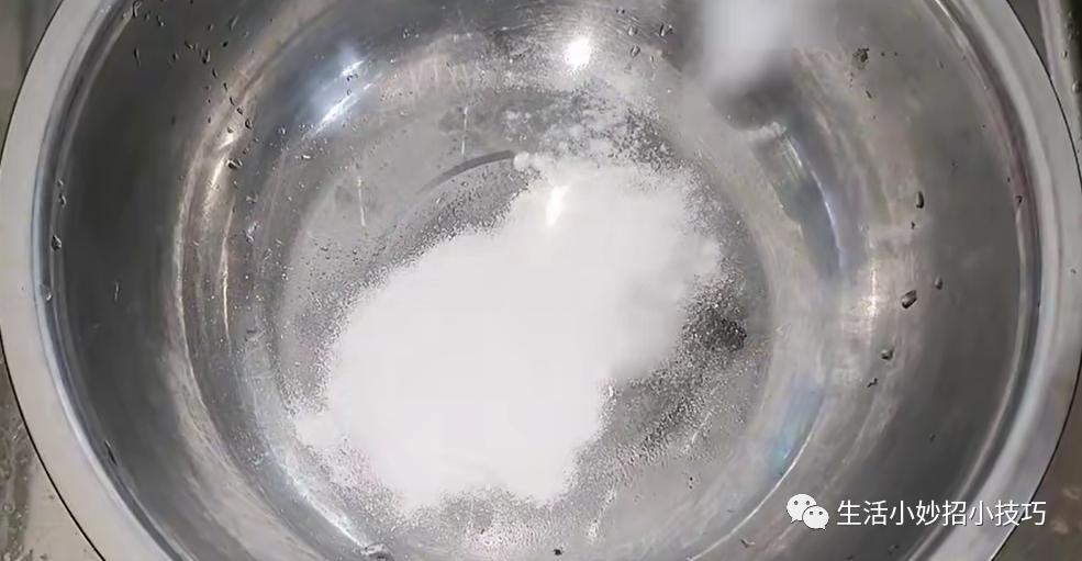 No matter how oily or dirty the rag is, soak it in water and the oil ...