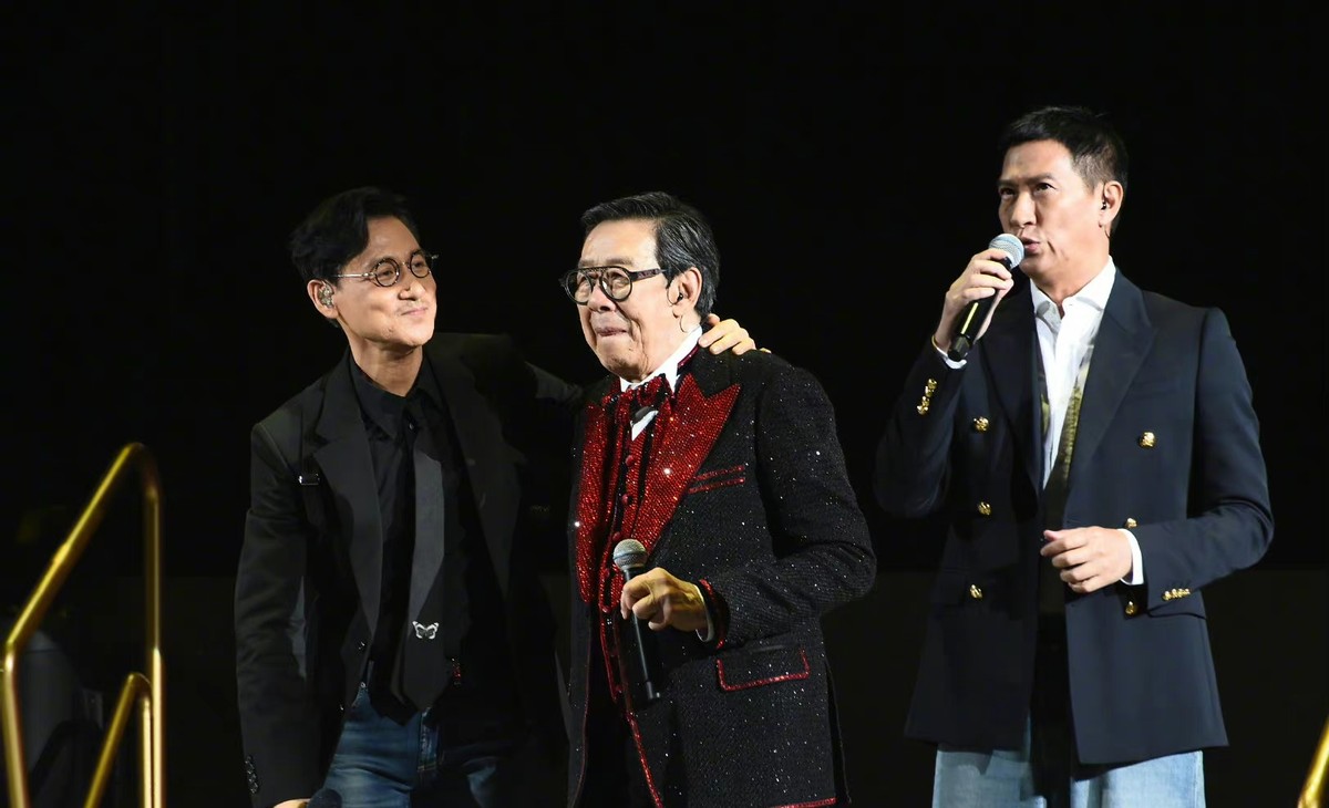 The 90-year-old Hu Feng's concert in Hong Kong broke a record, and big celebrities gathered to ...