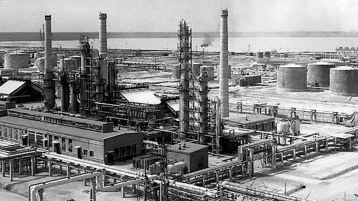 Declassified: Stalin and the shocking scene of industrialization in the ...
