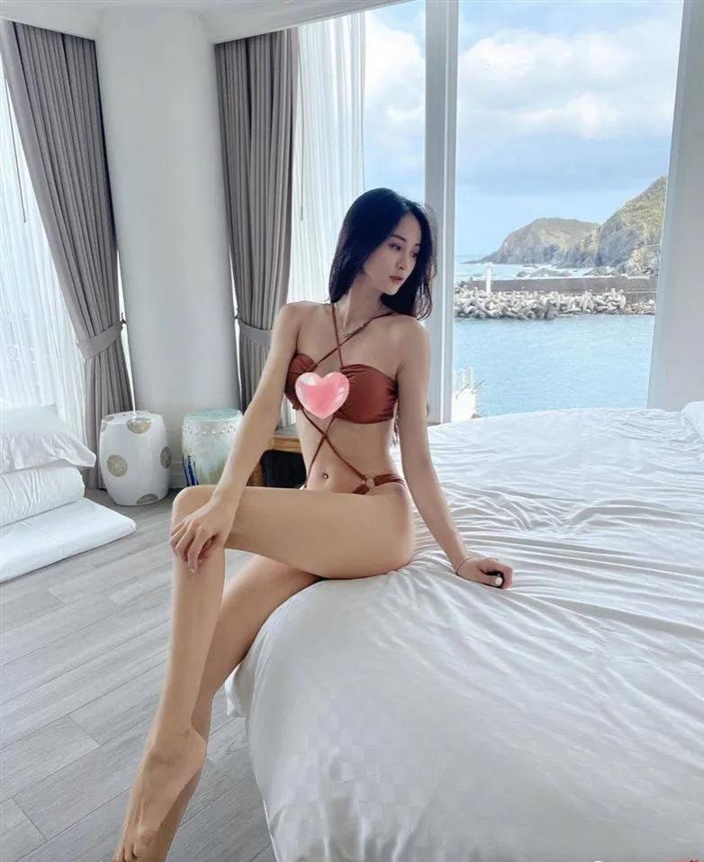 The bed photos of "the most beautiful palace and temple ceremony student" flow out, and the ...