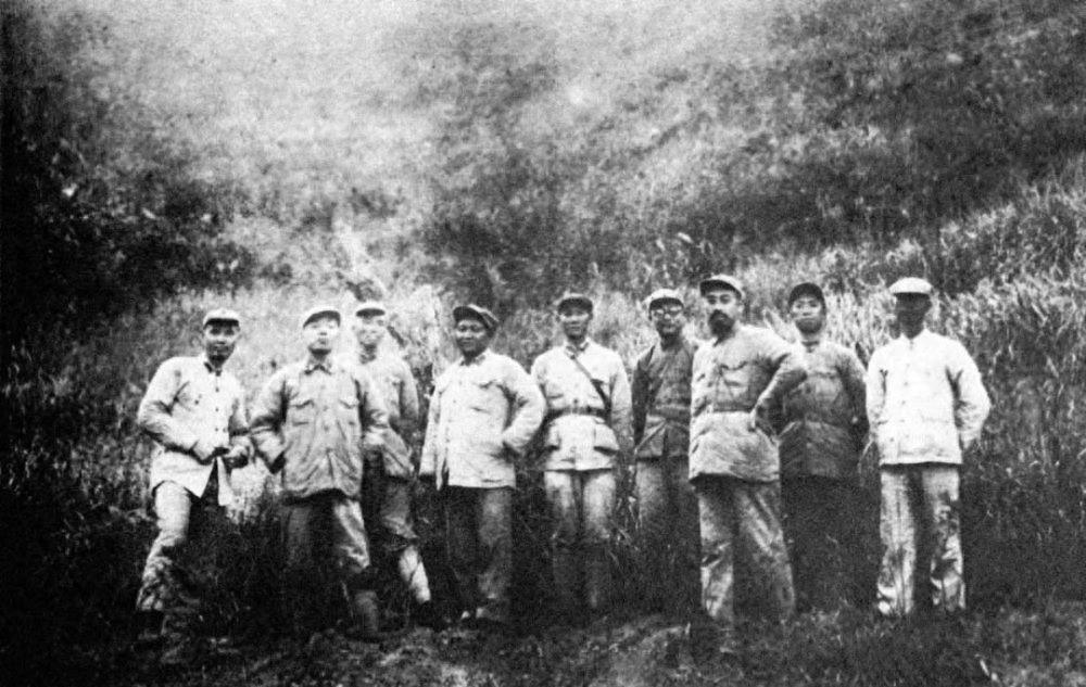 Apart from the two well-known Lin Peng, who are the other three ...