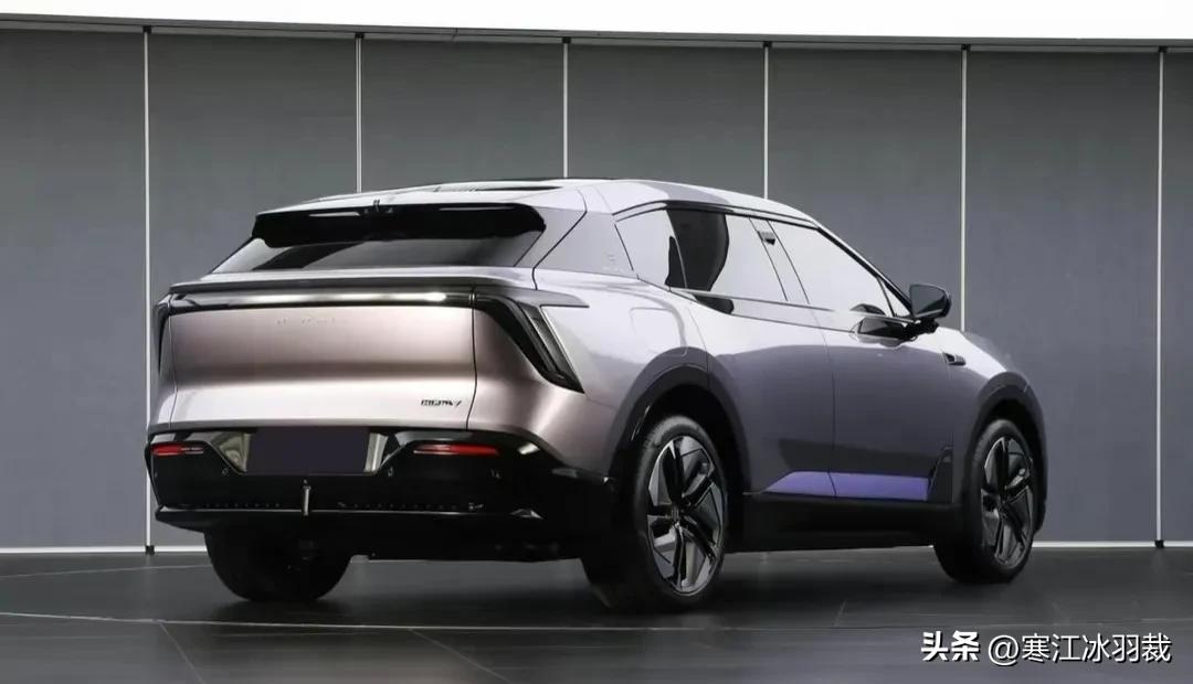 Go for a self-driving tour in Lushan, Gaohe HiPhi Y has both appearance ...