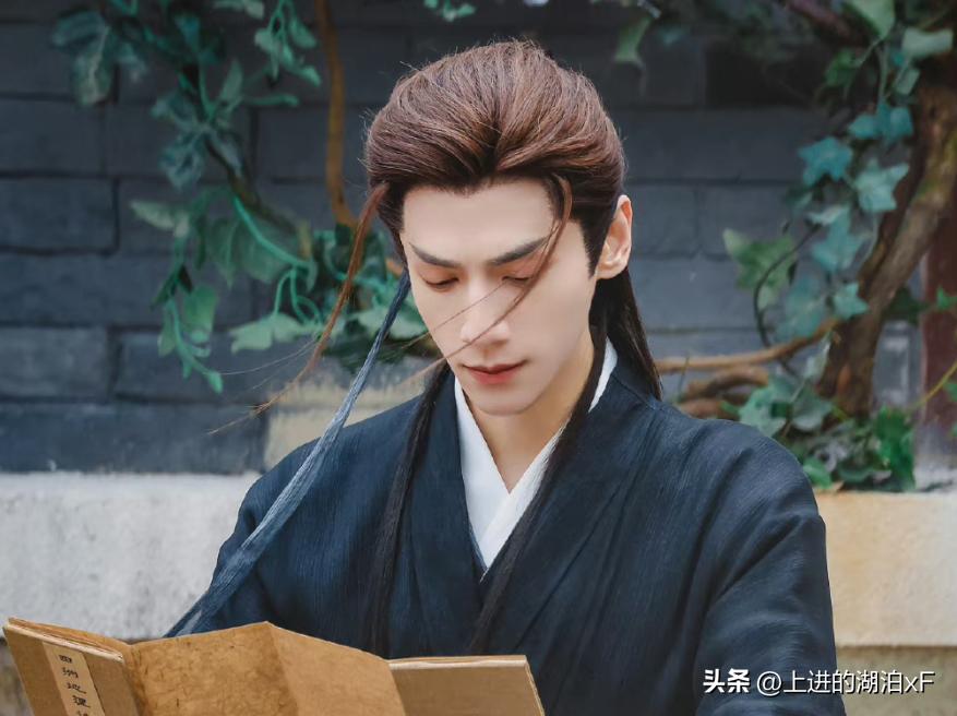 What does Luo Yunxi look like in real life? Say goodbye to the filters ...