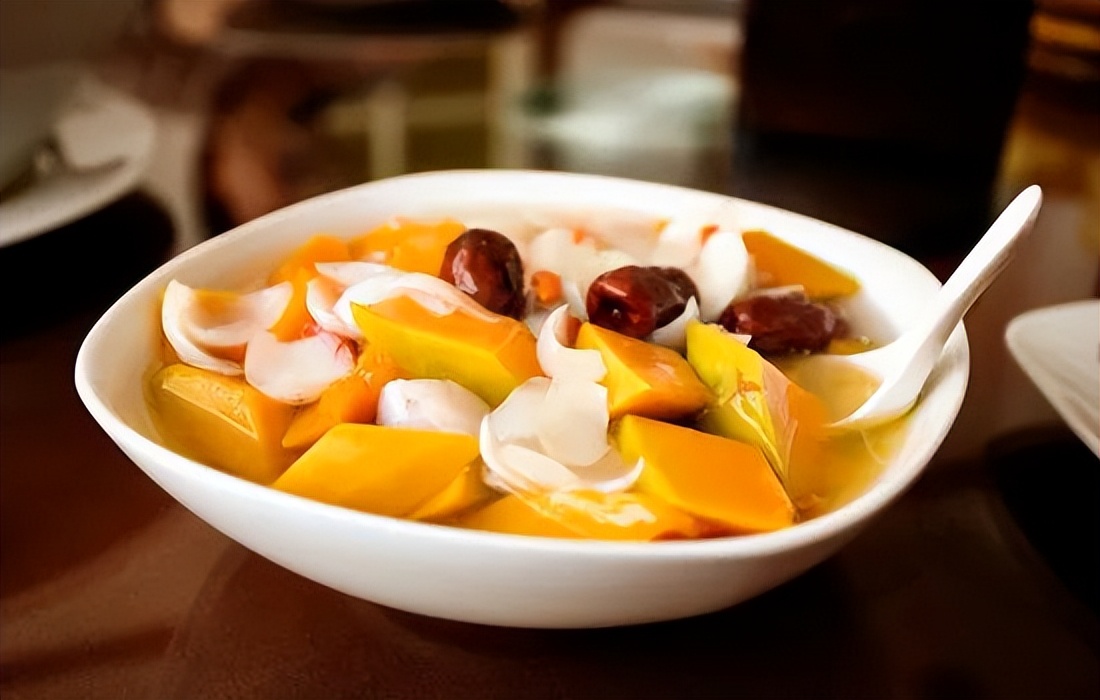 When the tip of the tongue meets a lily: food culture spanning ...