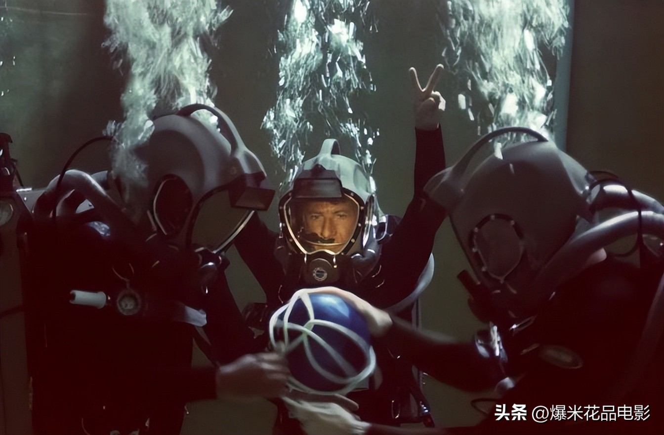 10 Thriller Movies To Watch With Deep Sea Fear - iNEWS