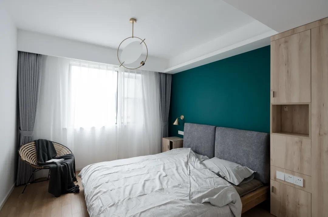 105 square meters simple log style three-bedroom, the living room laser ...