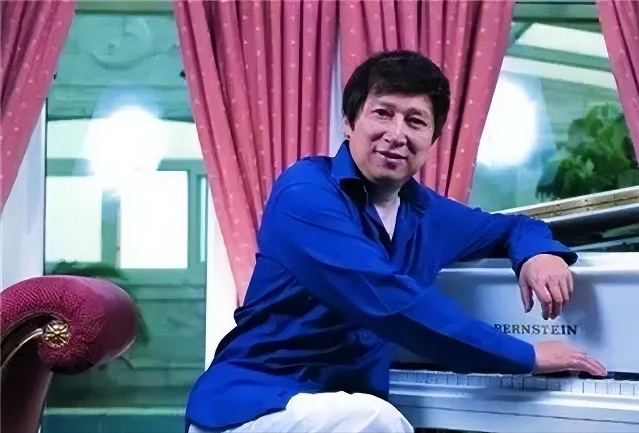 Taking care of the old American lady for 13 years and inheriting all ...