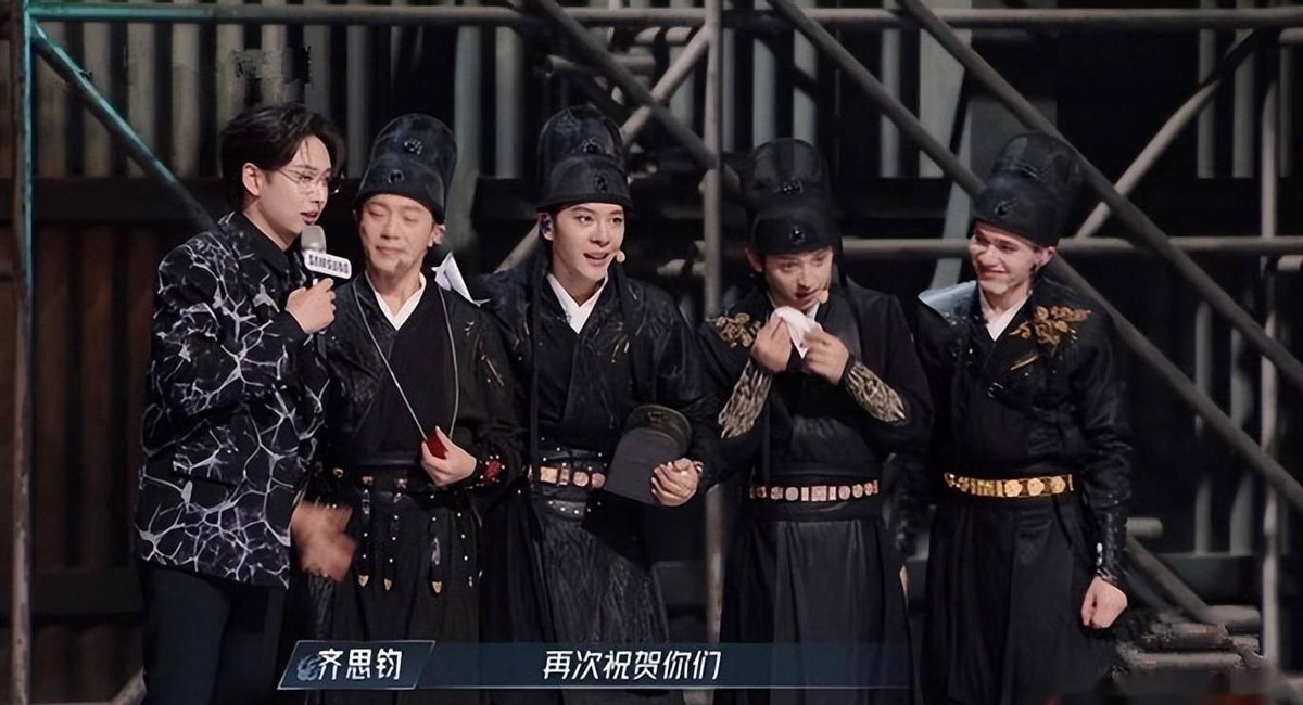 Fu Xinbo and Fu Longfei finally won once on the "Call Me by Fire Season ...