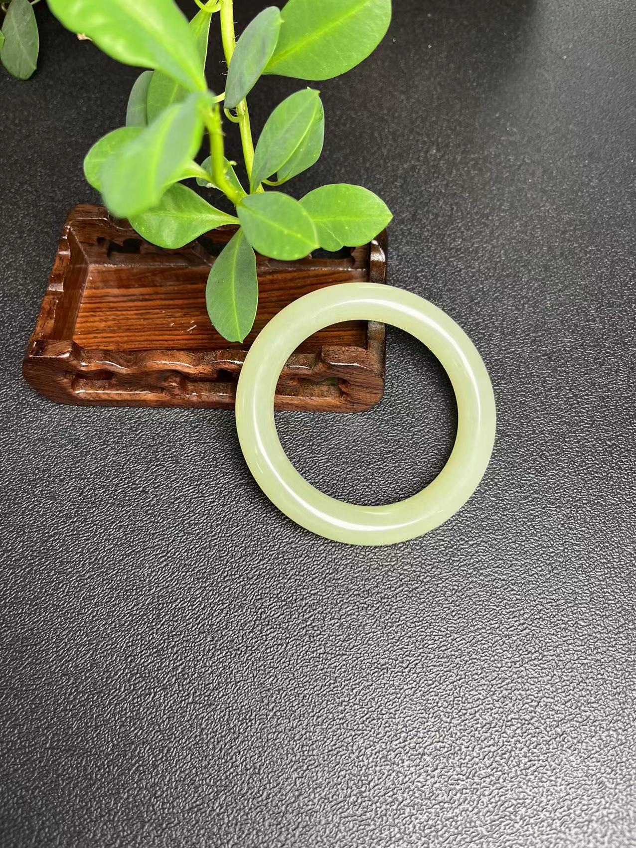 3 tricks to teach you how to identify the grade of Hetian jade - iNEWS