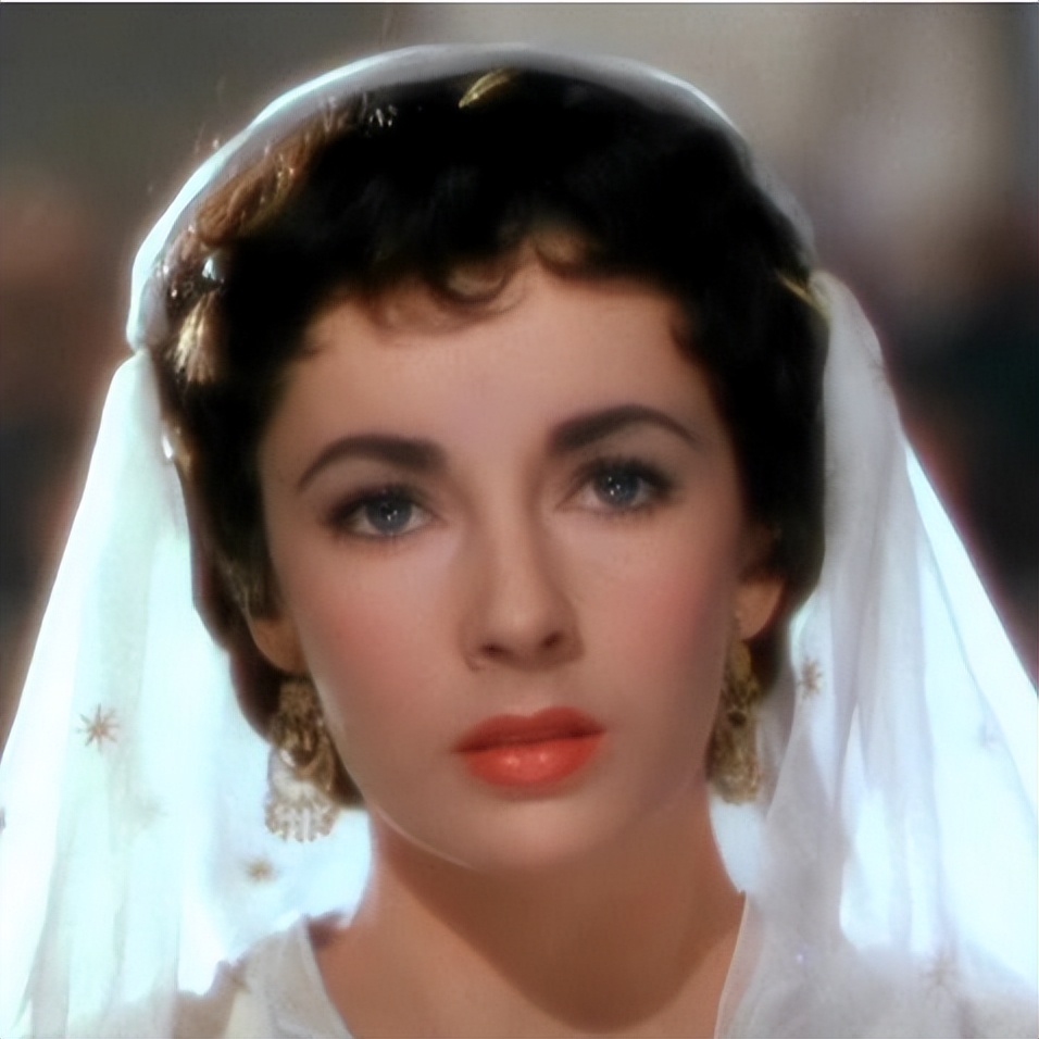 Shining Star:Elizabeth Taylor's Screen Charm and Her Audience Icon ...