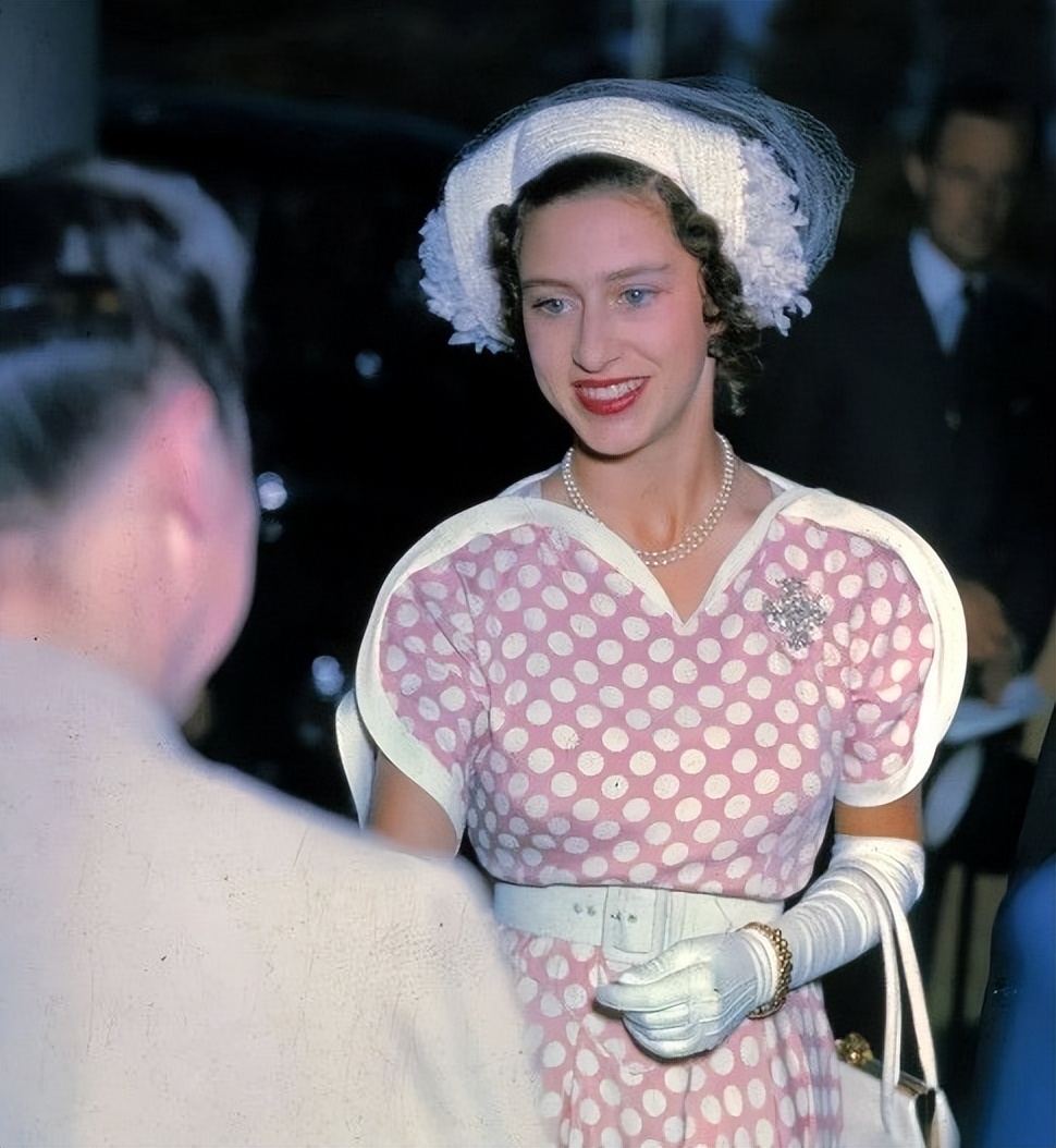The Six Beauties of the Windsor Dynasty: The Queen's sister is the most ...