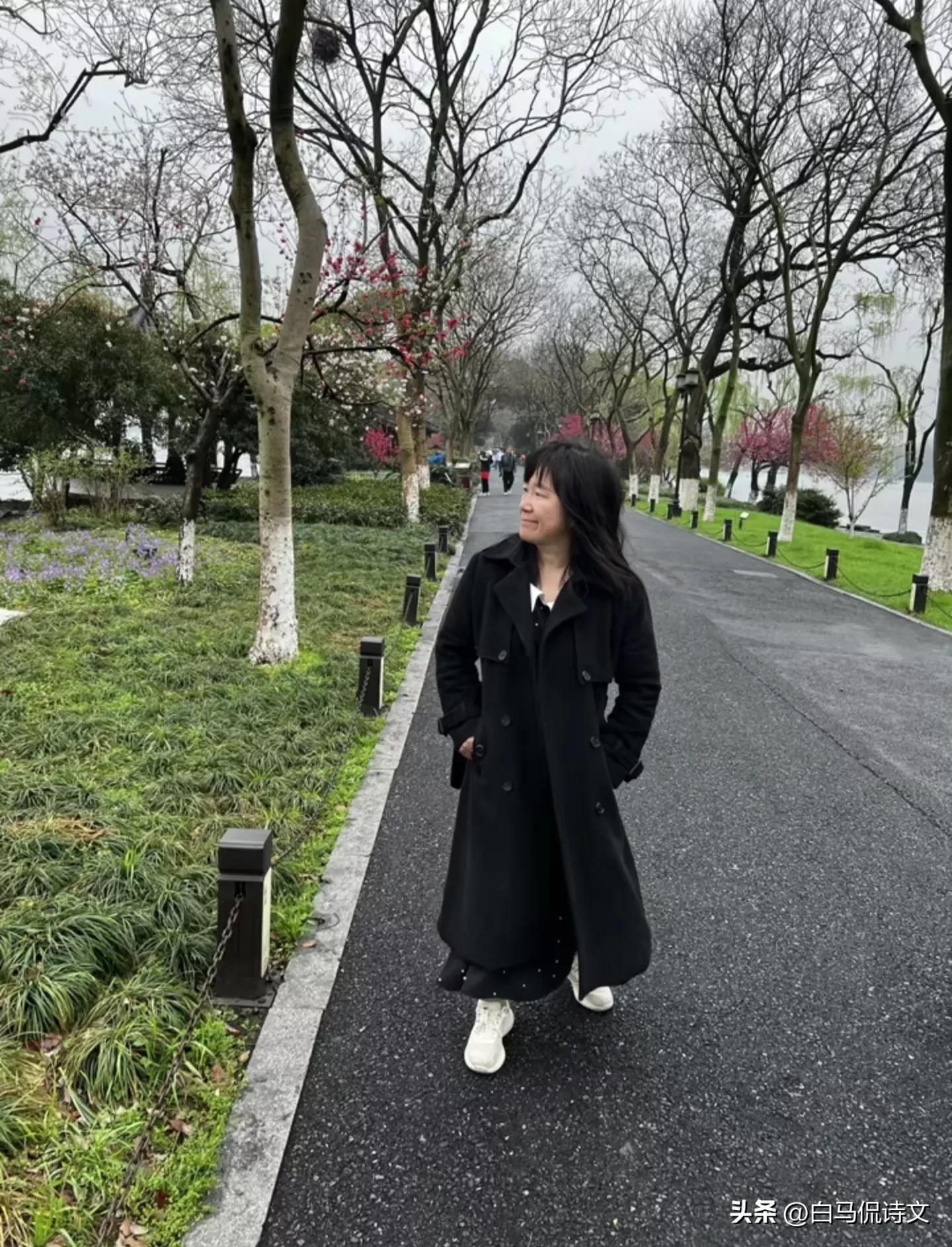 Yu Xiuhua "What I Once Opened Hasn't Closed": The Sorrow That Broke Me ...