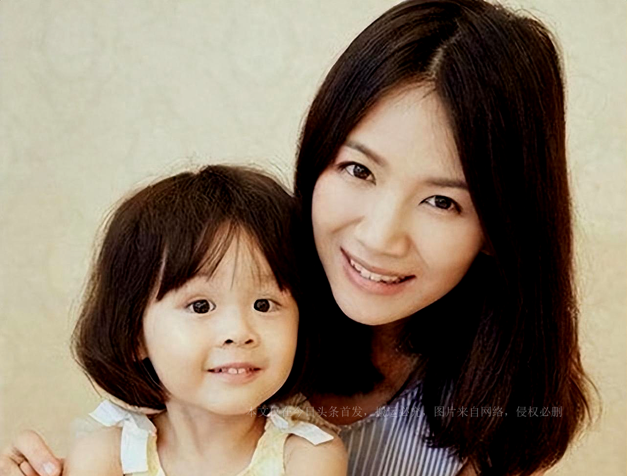 Cao Xiwen: After divorce, she became a single mother and took care of ...