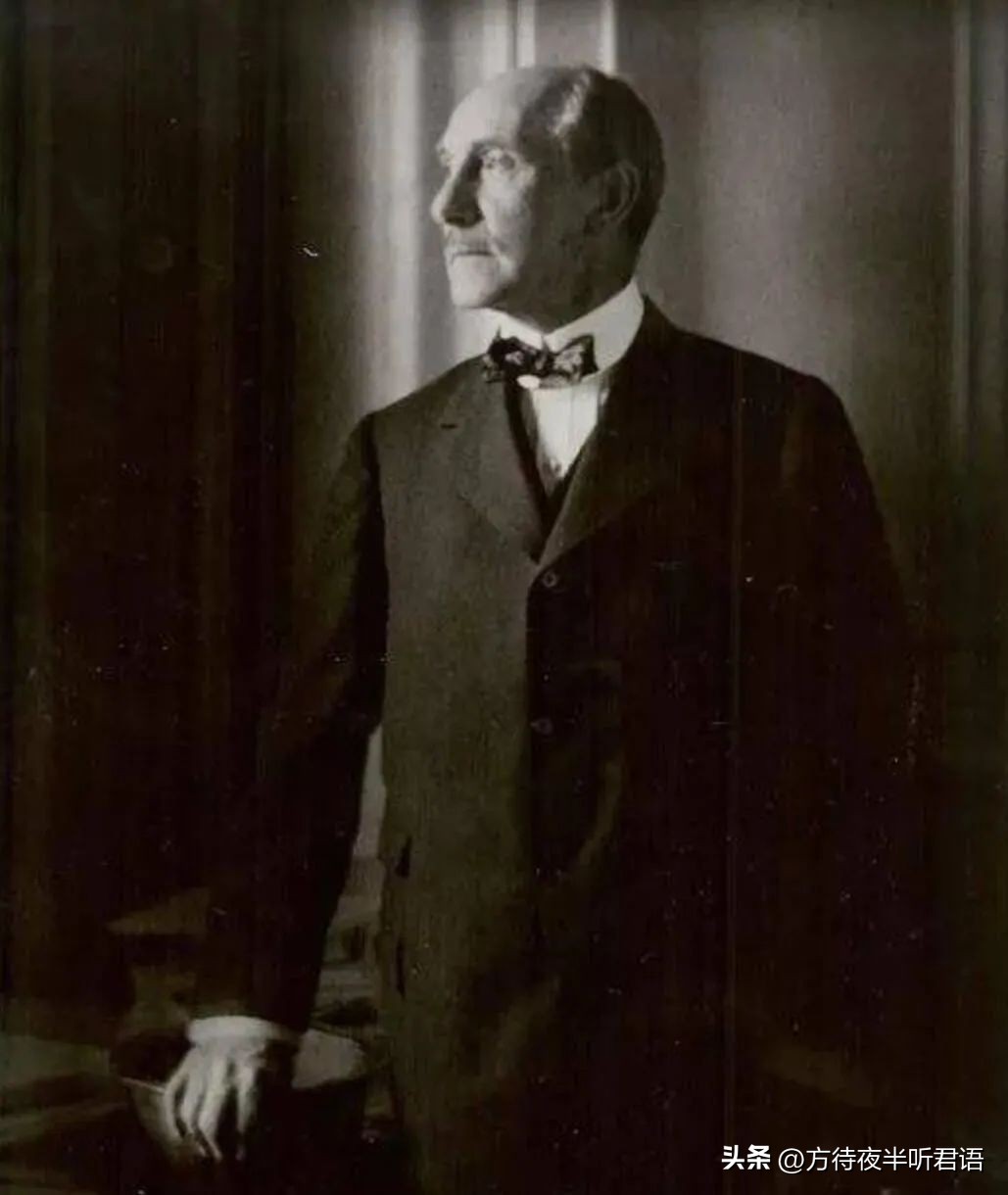 1910 old image: the disappeared West Lake Temple, the Leifeng Pagoda ...