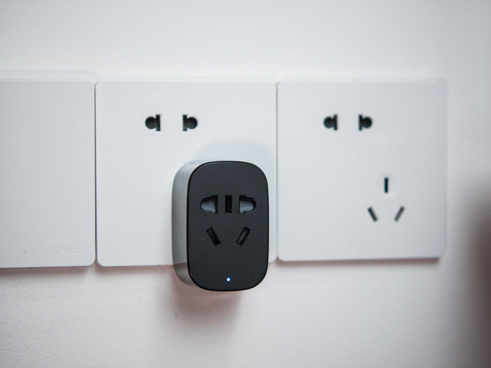 The shutdown can also be controlled remotely, the mobile phone can ...