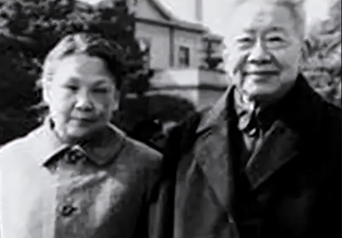 Why did Lin Biao hate the Vice Premier's wife so much? Zhou Enlai was ...