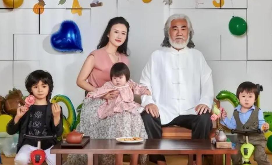 72-year-old Zhang Jizhong let go of his mouth for the first time ...