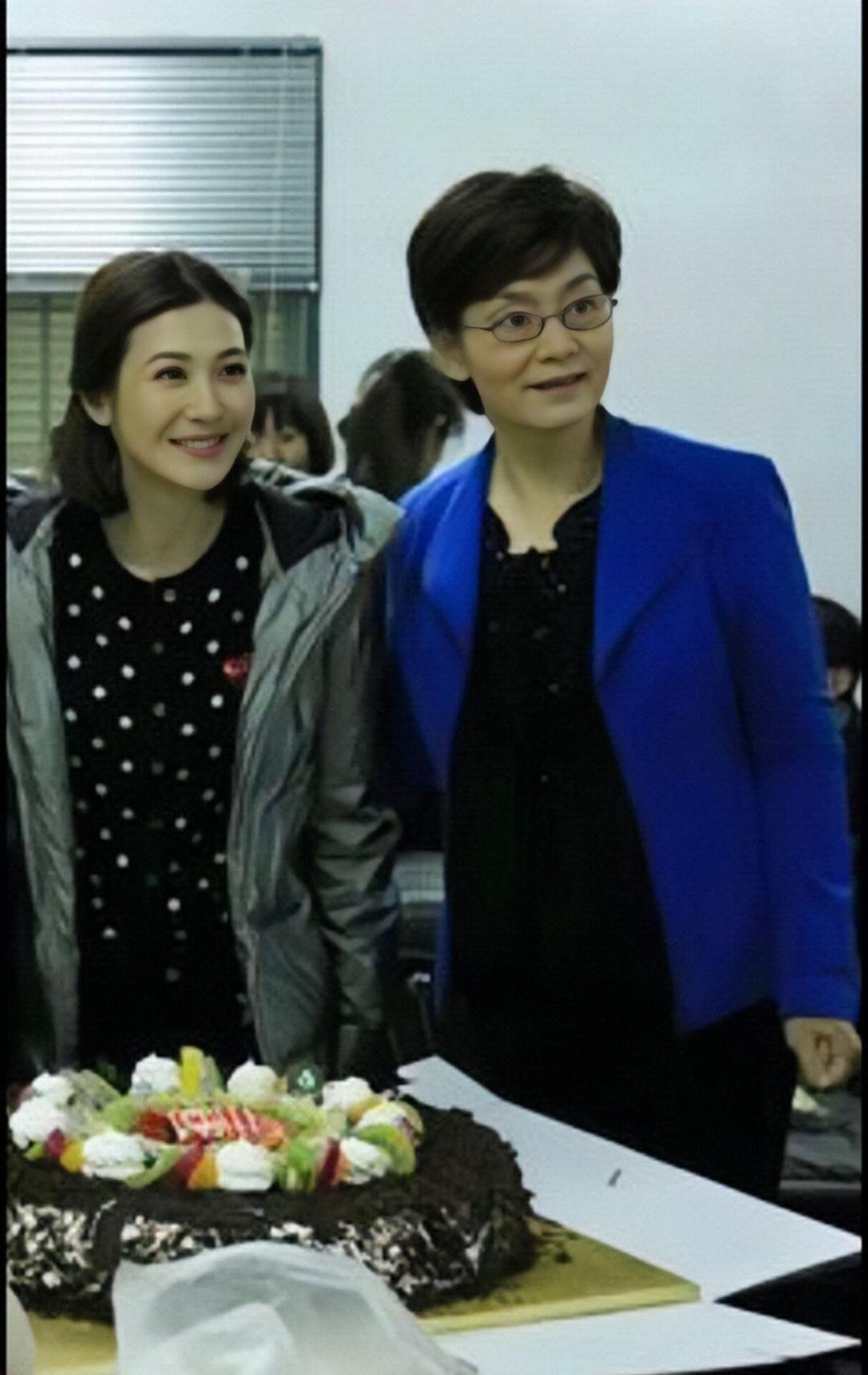 Pan Hong took off her wig and changed drastically! The 68-year-old has ...