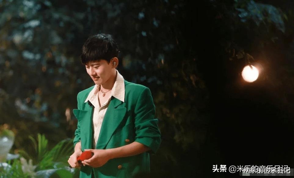 Zhang Jie sings Jacky Cheung's classic song again, the concert ...