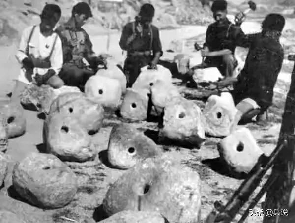 Homemade mines are everywhere!The Japanese army was afraid to go out of ...