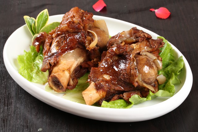 Are big bones really that delicious? - iNEWS