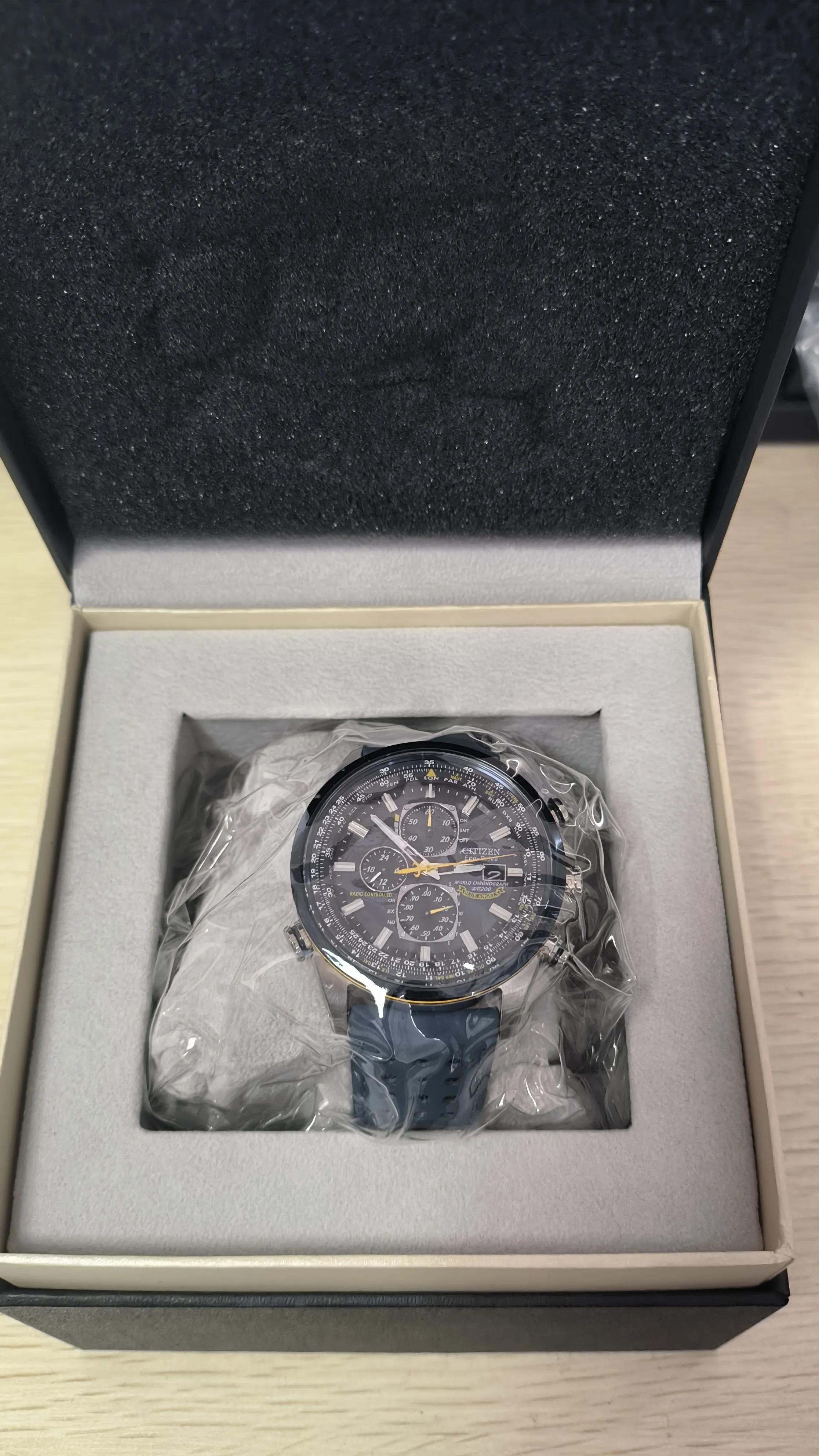 Citizen Citizen Blue Angels buy "rollover" - iNEWS