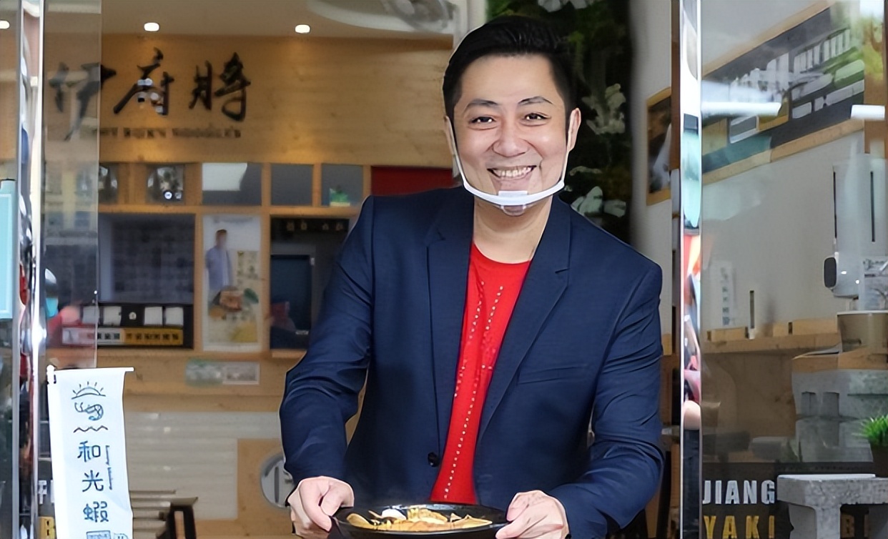 The 40-year-old actor Ai Cheng died. He once committed self-mutilation ...