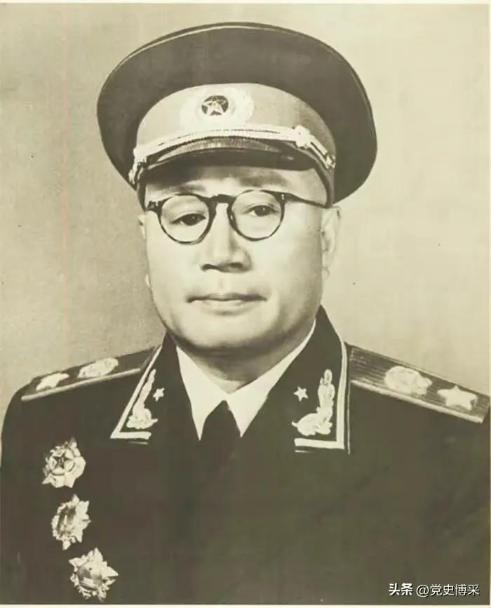 Reading Deng Xiaoping's "Mourning Boy Cheng" - iNEWS