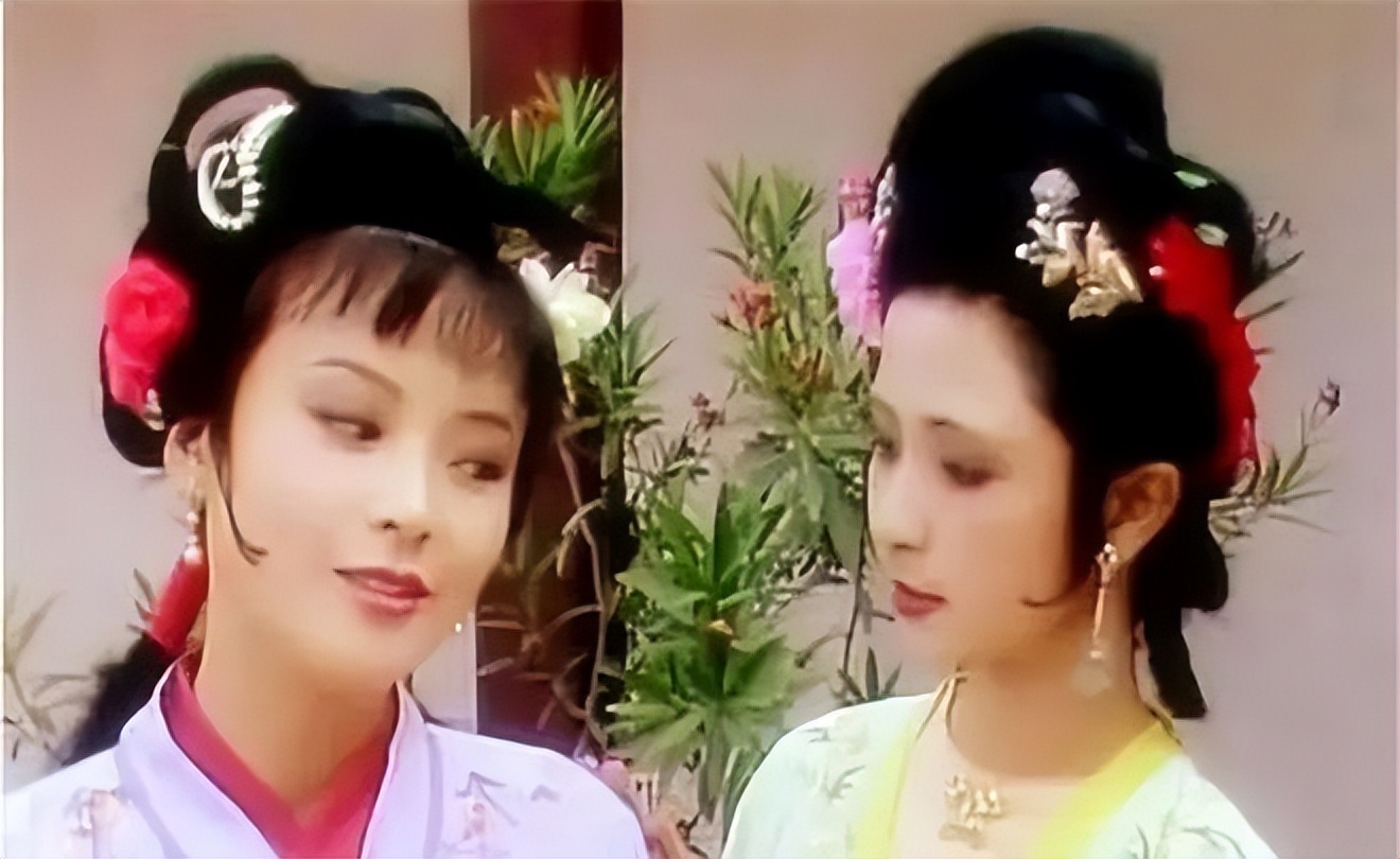 Why did "Shouyi Hongqunfang hold a night banquet" as the last feast of ...