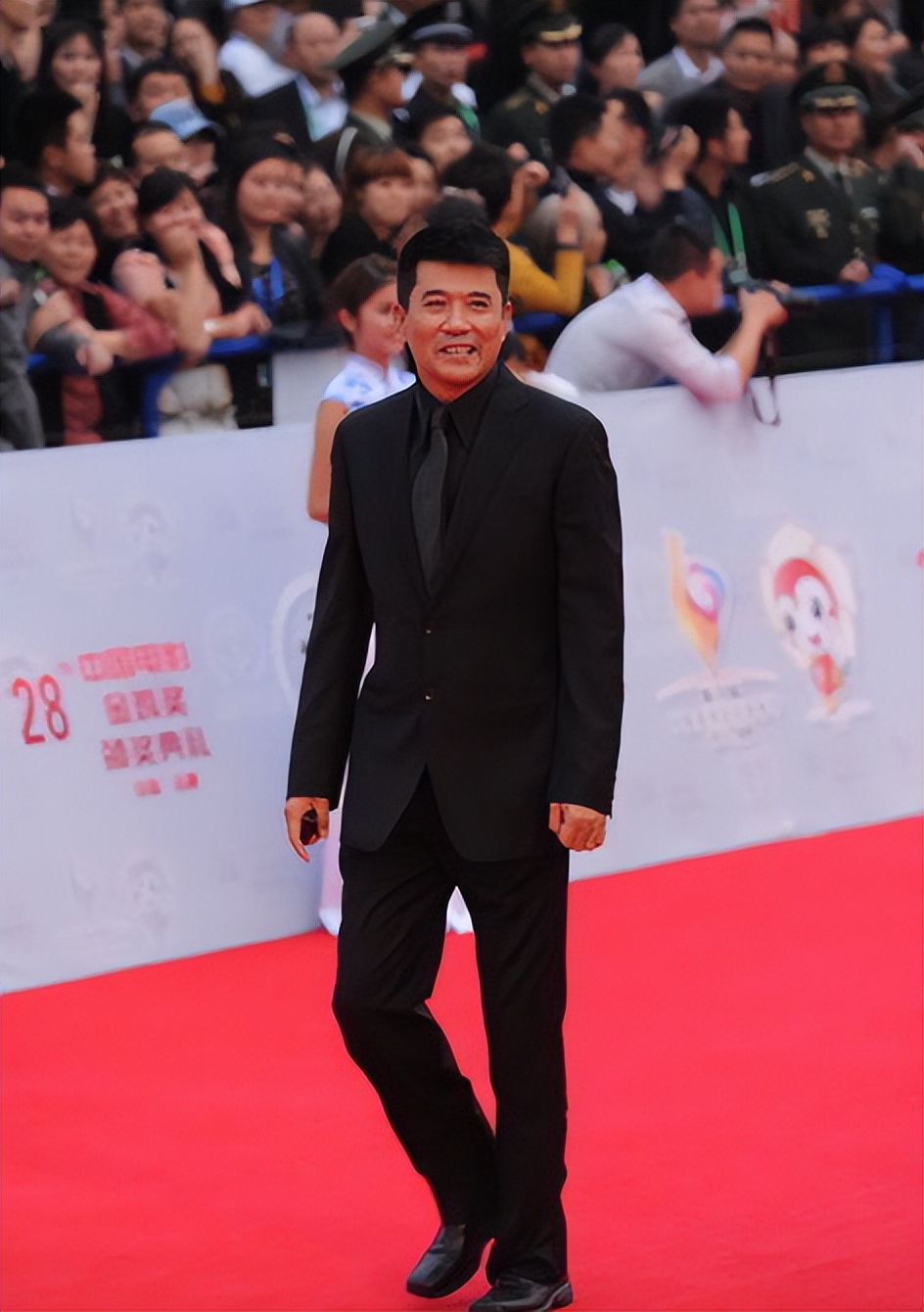 Famous actor Sun Chun: Taking care of his sick wife for 36 years ...