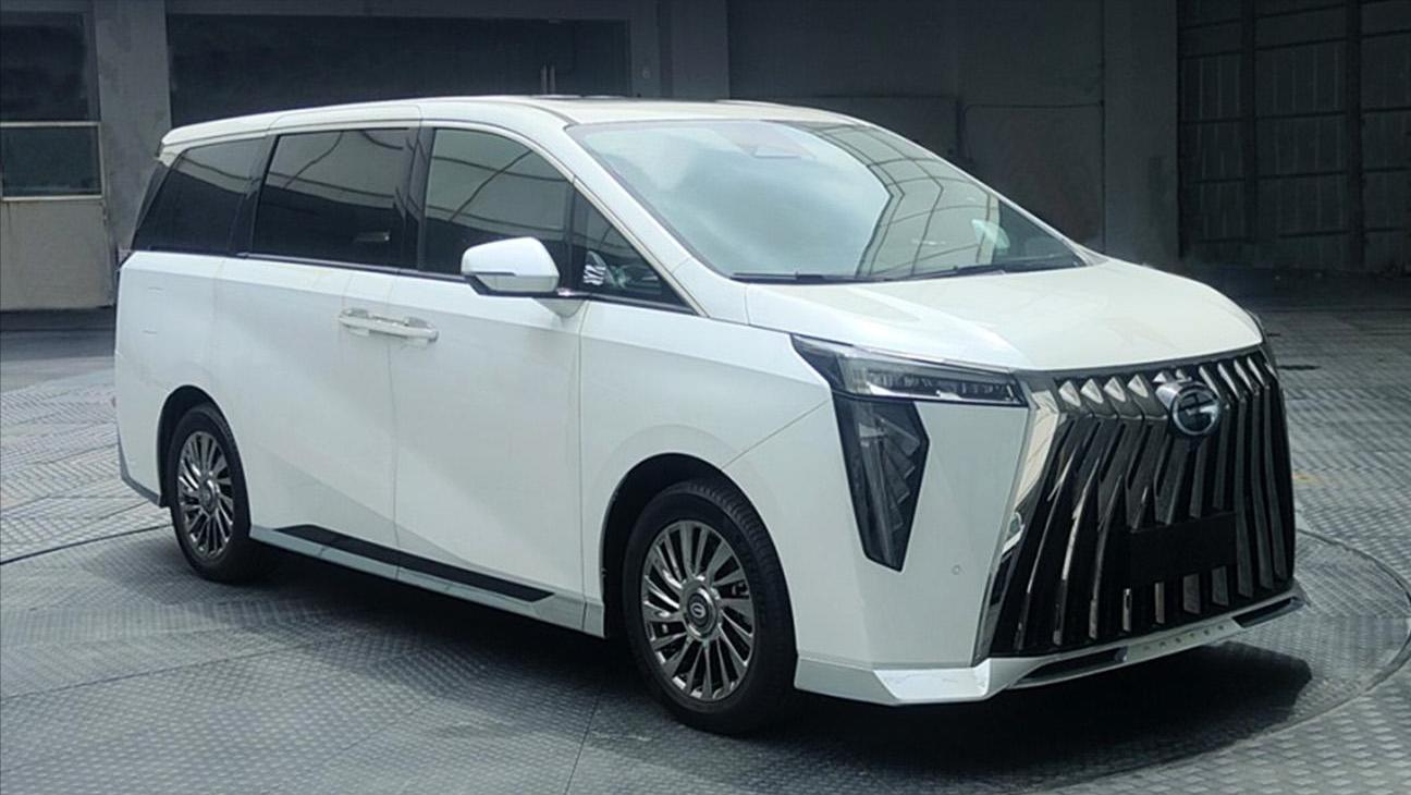 Domestic high-end MPVs are all doing "Alpha", only Ji Krypton 009 is ...