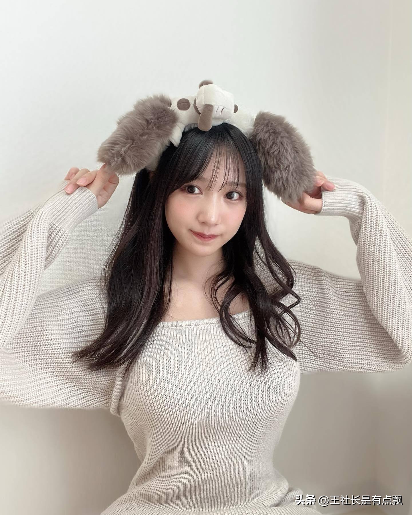 A good figure is arrogant capital!Yokono Sumire Photo Album, come and ...
