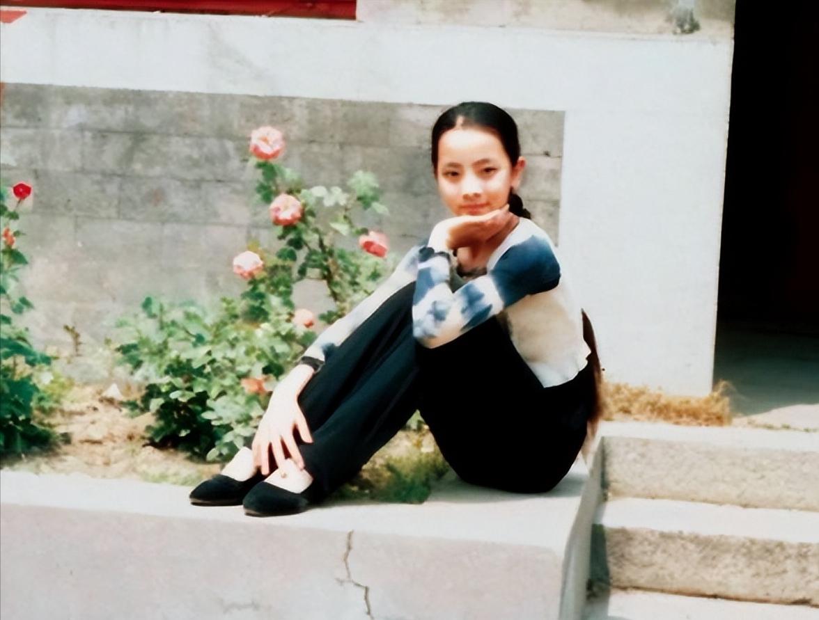 CCTV host Li Sisi suddenly posted an article, telling the truth about ...