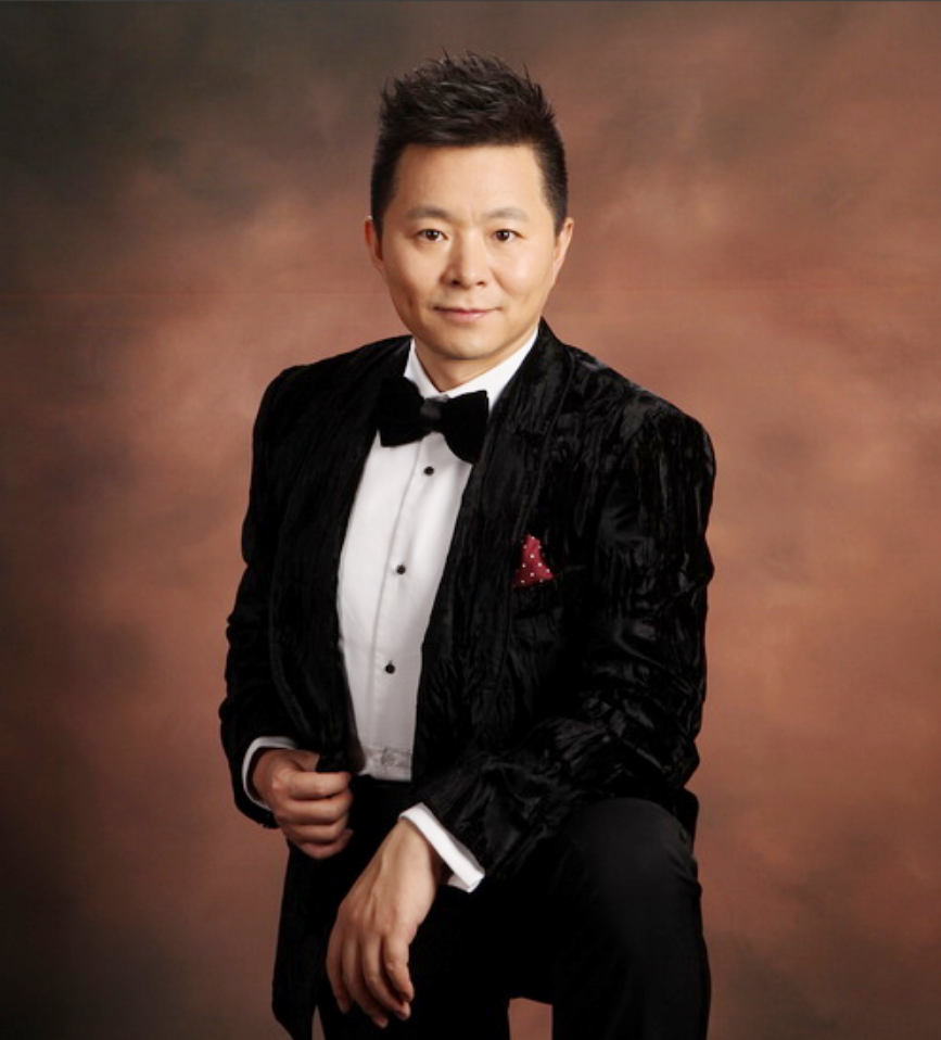 Wang Hongwei: Marrying a sweet wife 13 years younger, liking to be a father at 44, and ...