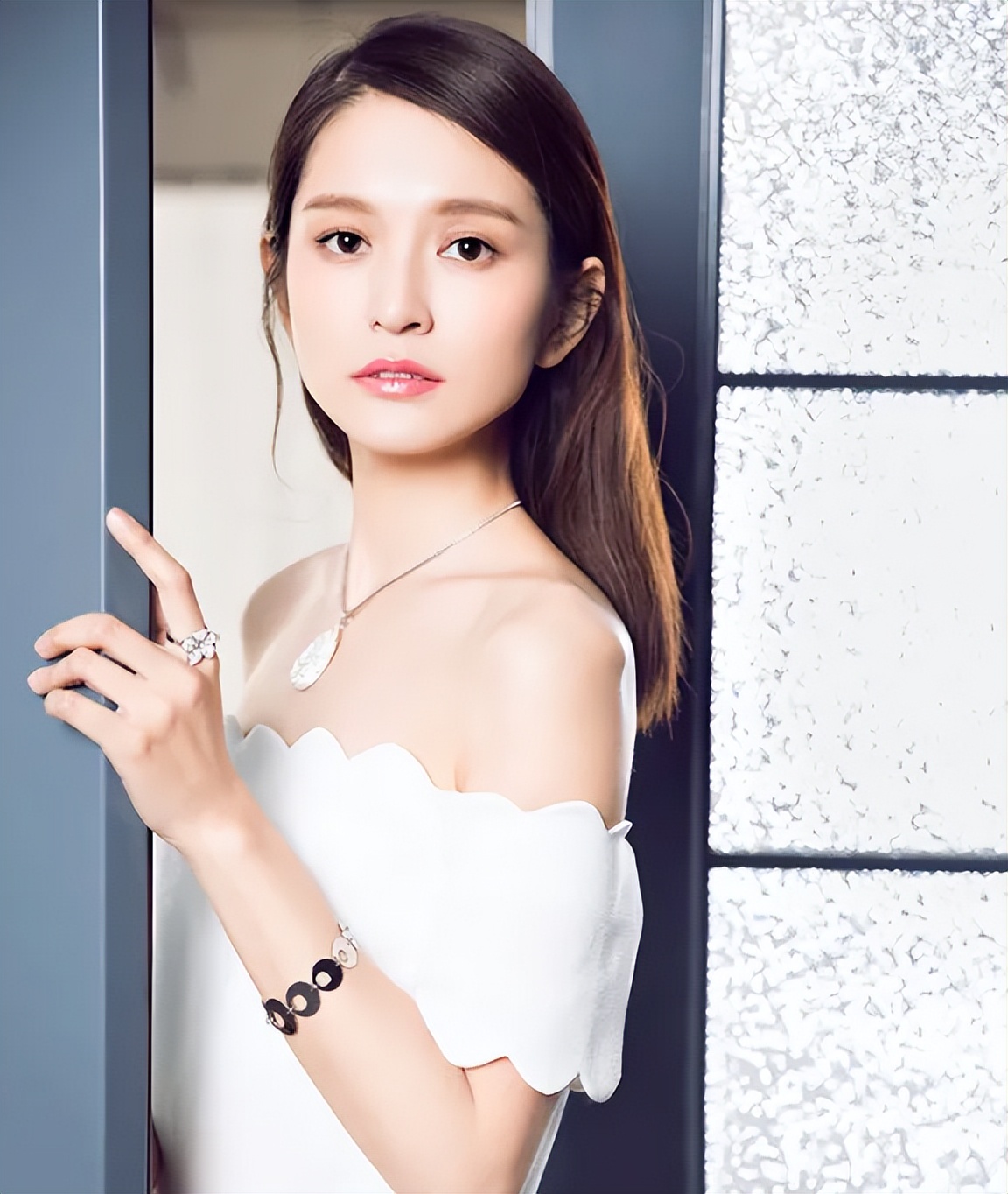 Mingyang Entertainment - Beauty Star - Xiao Yin - iNEWS