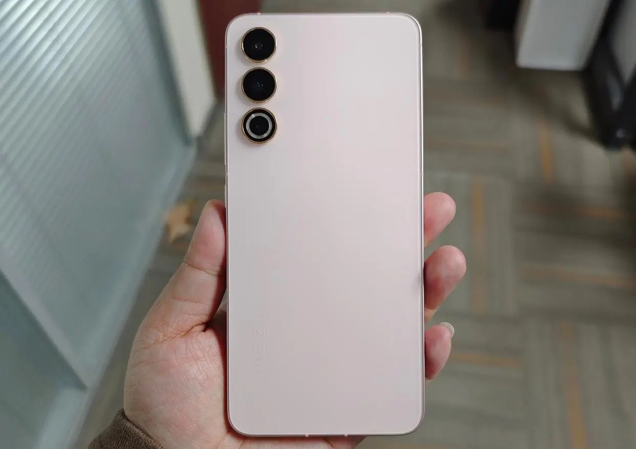 Too lazy to choose? These three flagship mobile phones are definitely a ...