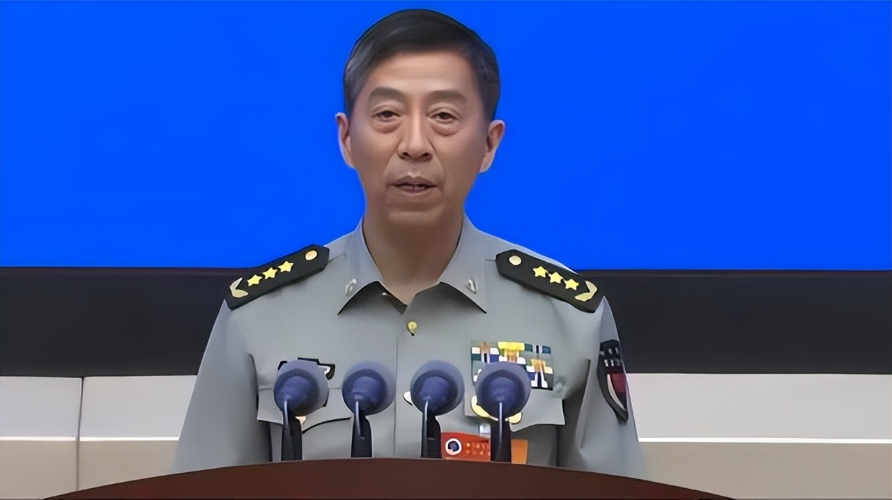 The general and the chief inspector, who is the higher rank? - iMedia