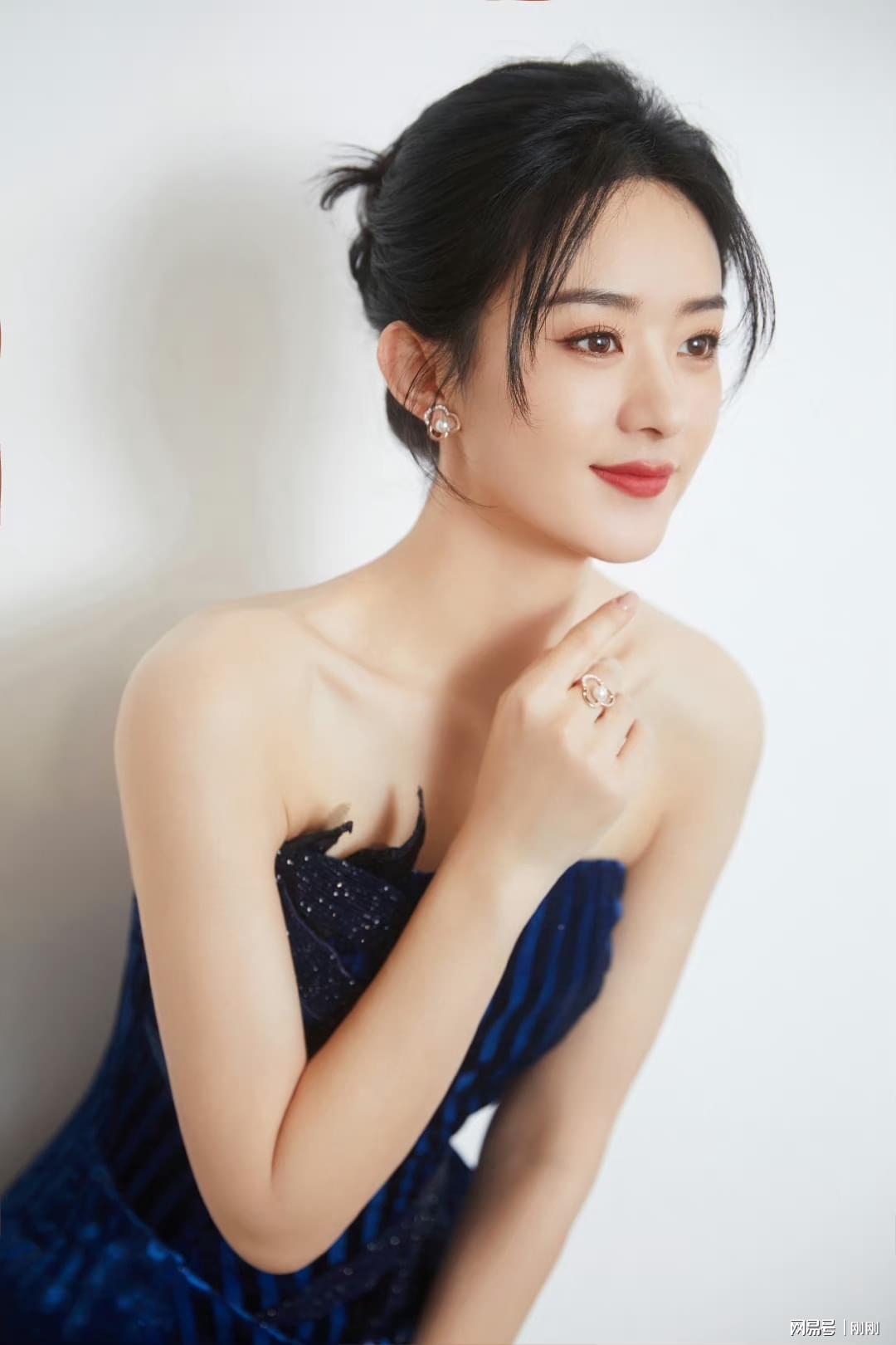 What nonsense! Yu Zheng said that Zhao Liying is the best actress of ...