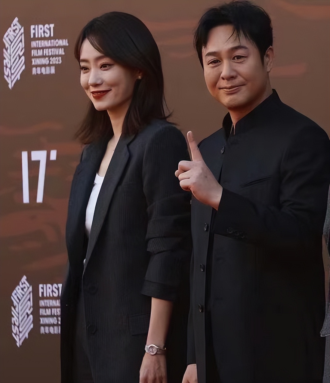 Convinced by 47-year-old Ma Yili, Zhang Xiaofei, who is 10 years ...