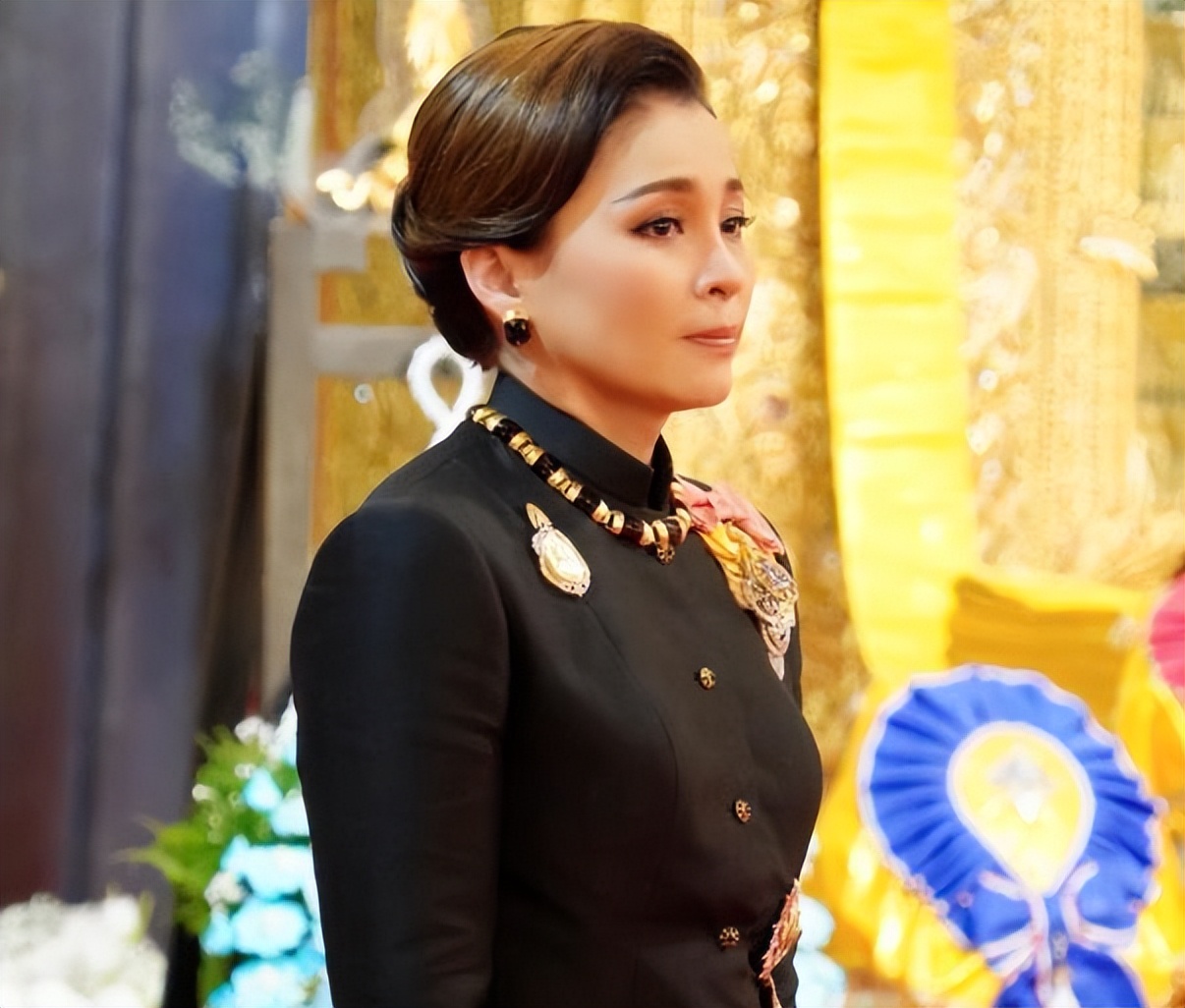 The Thai emperor and queen are emotionally estranged, and there is no ...