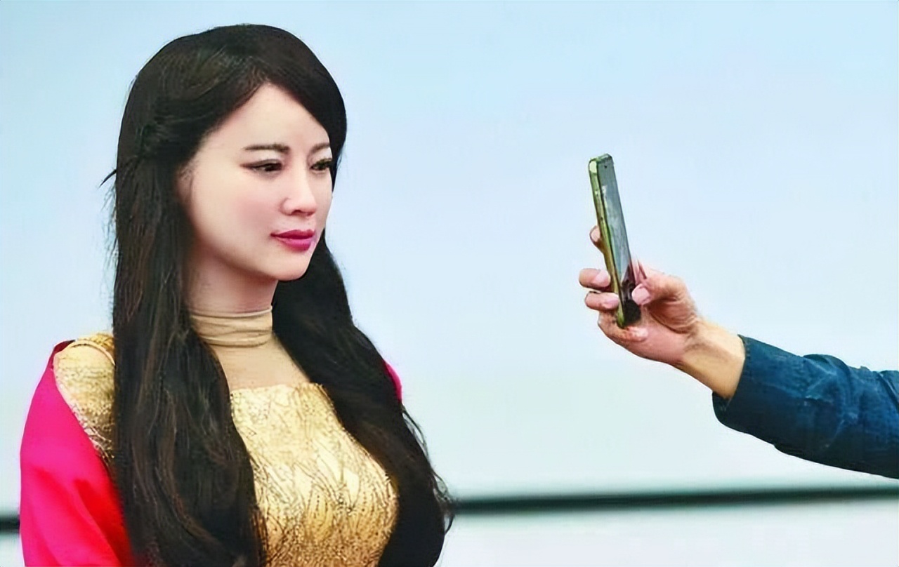 She is the most beautiful robot in China. After reading it, netizens ...