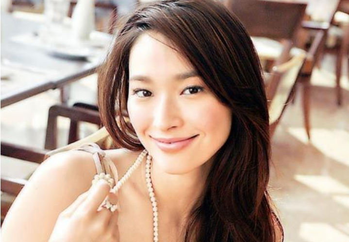 Pace Wu: The beautiful girl in the family, who has 4 children, became a ...