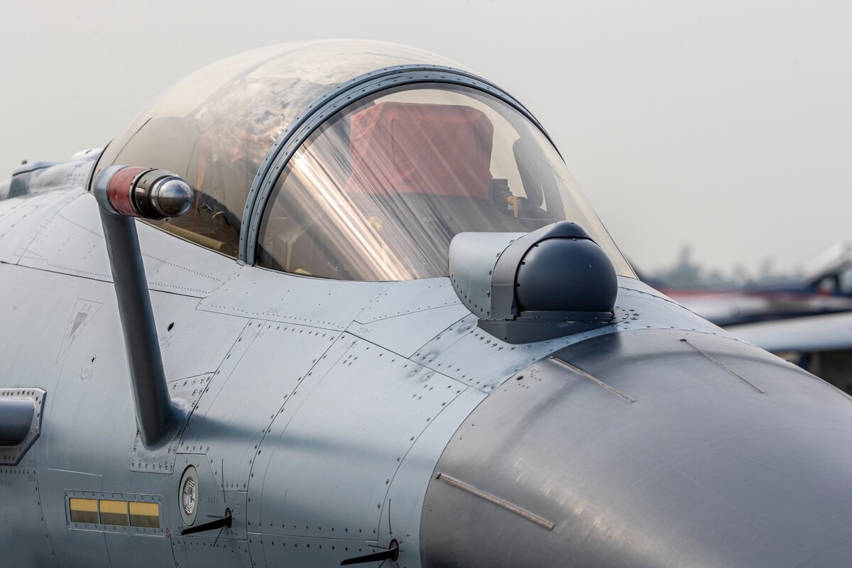 In response to "high-end threats", the US military decided to let the ...