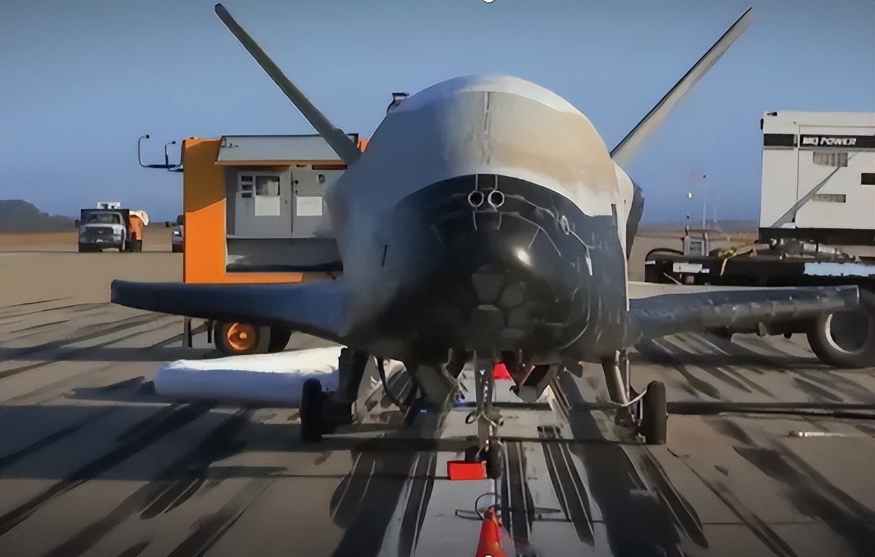 Declare war on 196 countries around the world? 48 nuclear bombs are ...