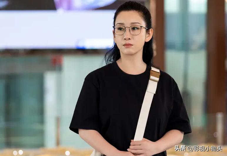 Bai Yang, the producer of "Be Your Own Light", deduces another way of ...