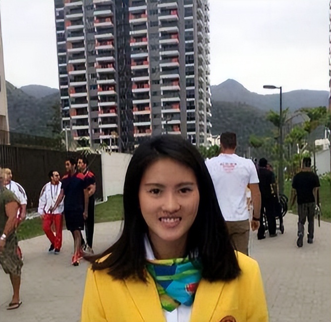 Chen Ruolin: No one took her after her parents divorced, a world ...