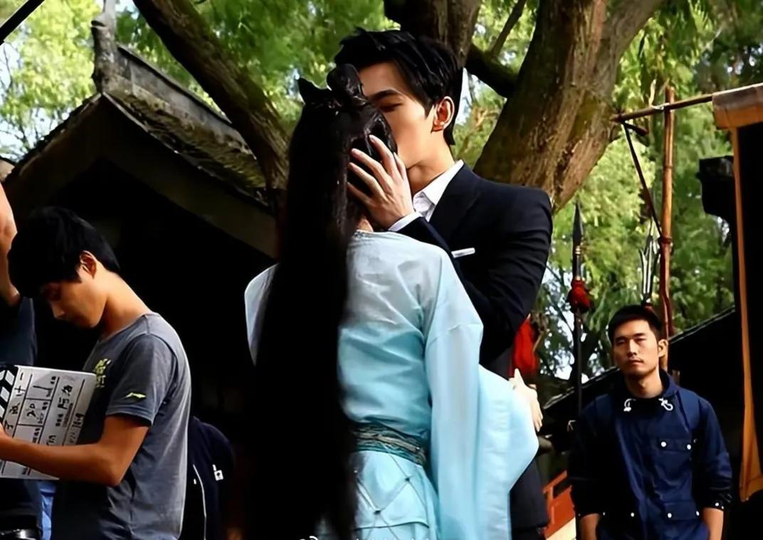 This time, Yang Yang's love affair is exposed to show his character: a ...