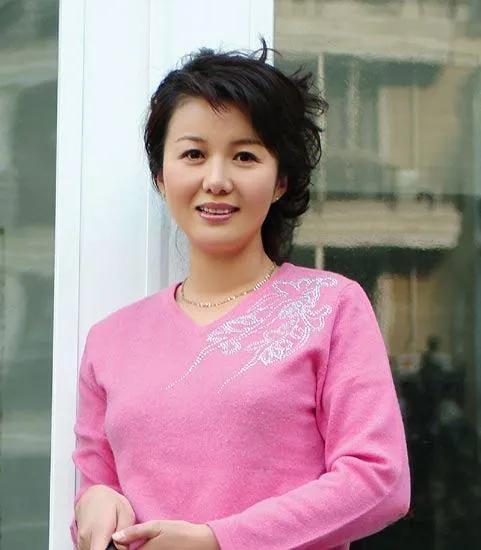 Du Chun's stepmother Zheng Weili: married Du Zhiguo for the second time ...